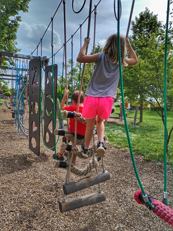 „Dolní Rakousko s dětmi – Nejlepší výlety a rodinné aktivity“